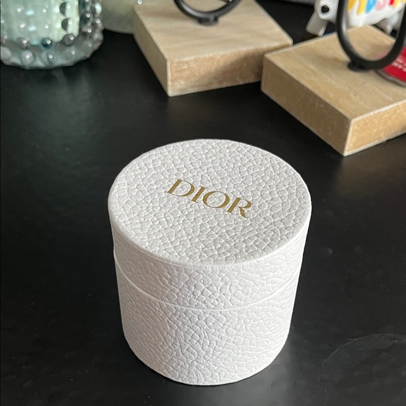 Dior | Accessories | Dior White Textured Round Box With Gold Logo ...